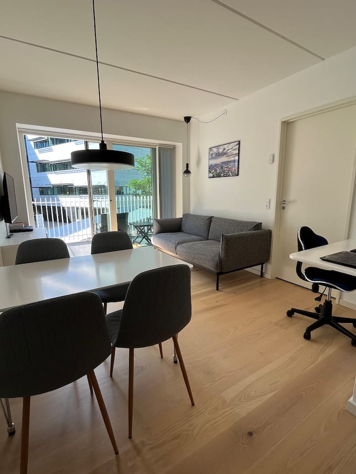 Central Apartment Next To Ceresparken - Aarhus