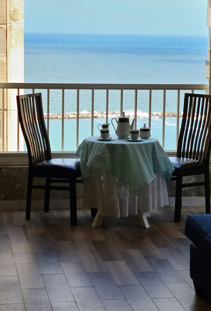 Charming Sea-view Apt. At The Heart Of Alexandria - Alexandria