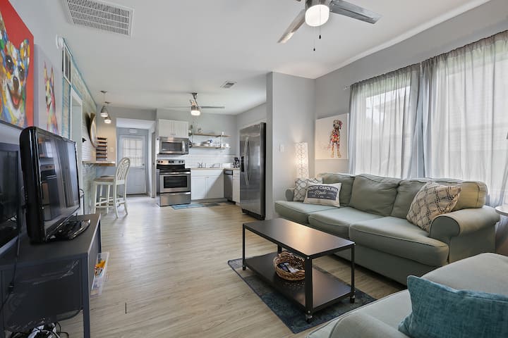 Boogie Down Folly Vibe, Ground Level Unit. - Folly Beach, SC