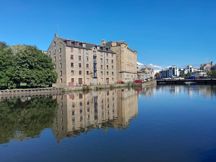 1 Bedroom Flat In Historic Cooperage Apartments - Leith