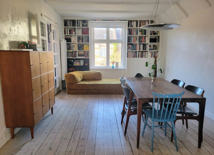 Town House Flat, Private Garden - Copenhagen