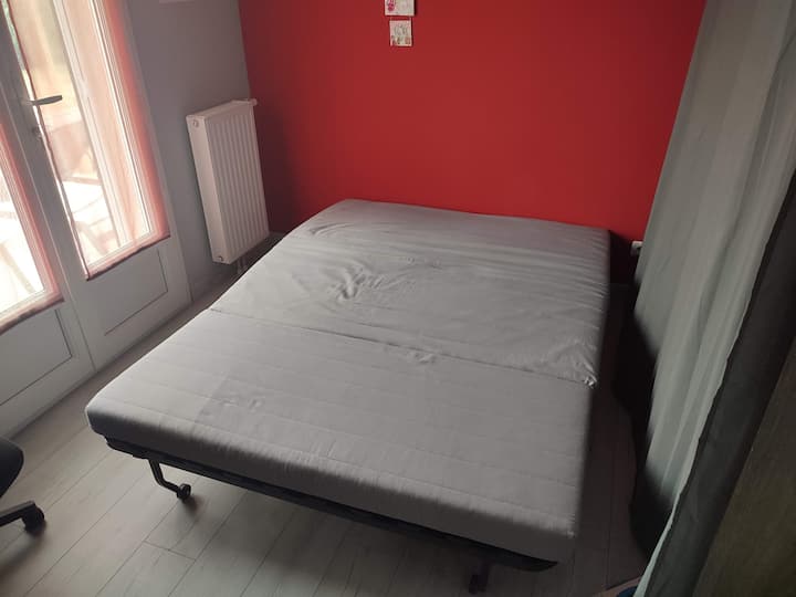 Chambre Privée Dans Maison, Accès Piscine - Sully-sur-Loire