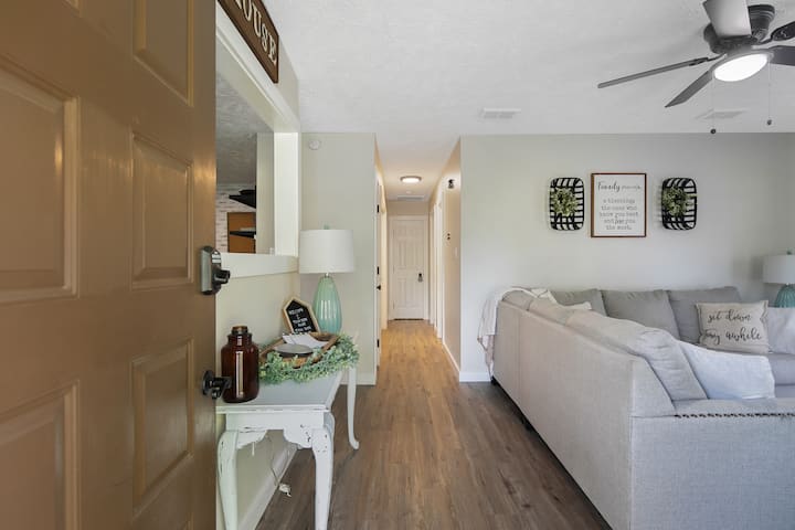 Family Friendly - 2br - Long Term Stay Approved! - Carolina del Norte
