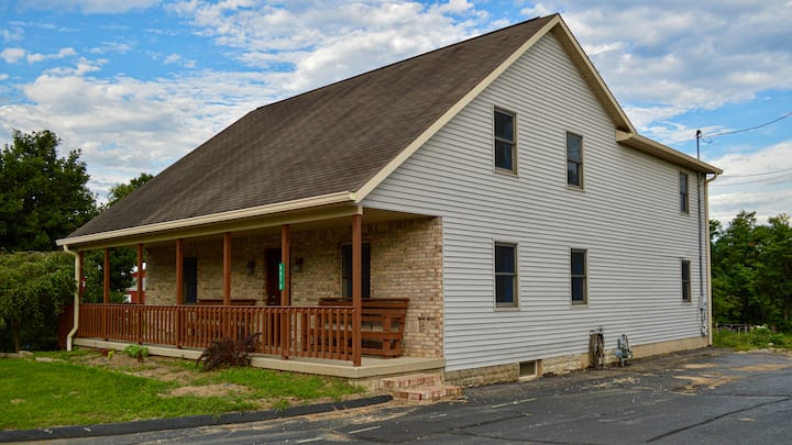 Pet Freindly Close To Lake Lemon 10 Mins To Iu - Bloomington, IN