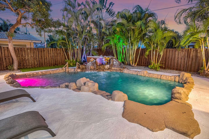 Florida Escape 3br, 2 Bath, Puttingreen/hottub - Lighthouse Point, FL