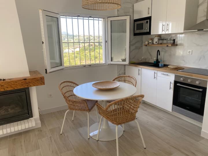 Precioso Bungalow En Moraira Zona Residencial - Moraira