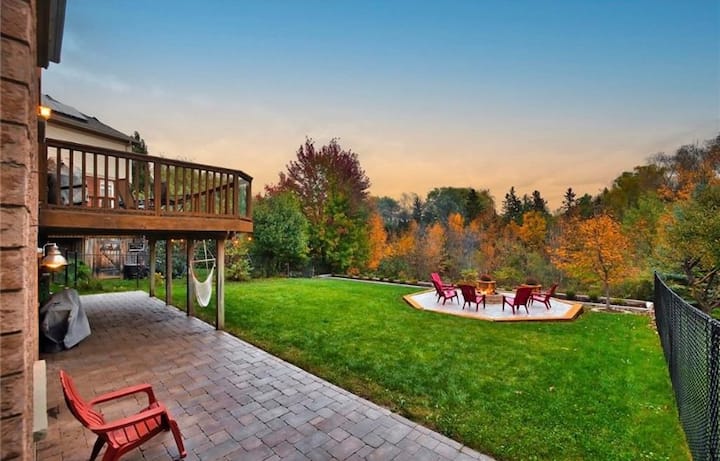 Private Walkout Basement With Kitchen & Laundry - Waterloo, ON, Canada