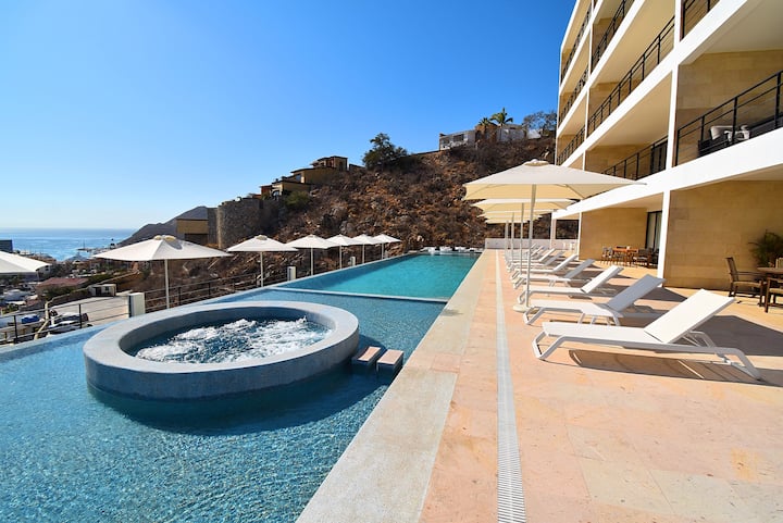 Luxury Condo In The Heart Of Csl - Cabo San Lucas