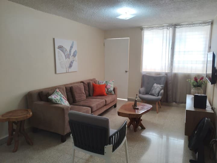 Urban Retreat Right By The Metro Station - Panama City