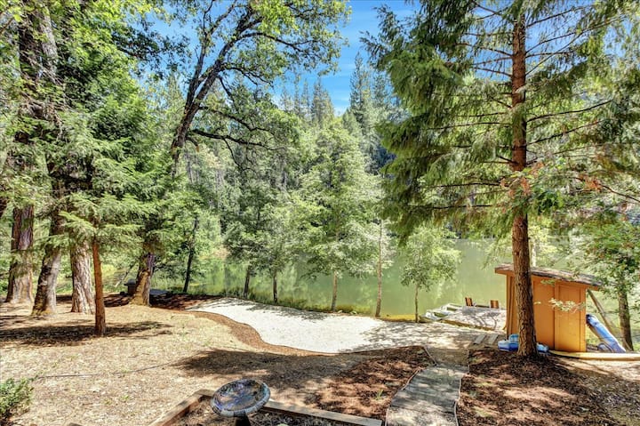 Private Resort-style Retreat! Swim, Relax, Fish… - Rollins Lake, Grass Valley