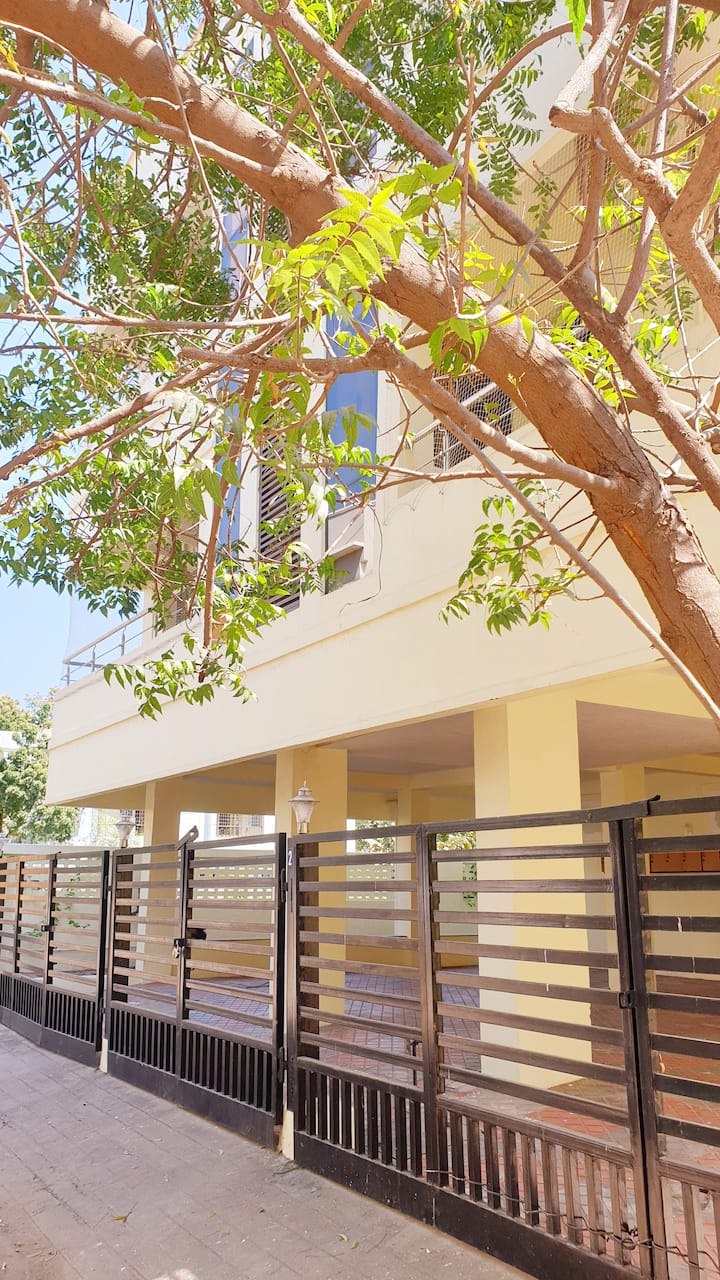 Chippy Apartment 3bhk @Velachery - D6 - Chennai