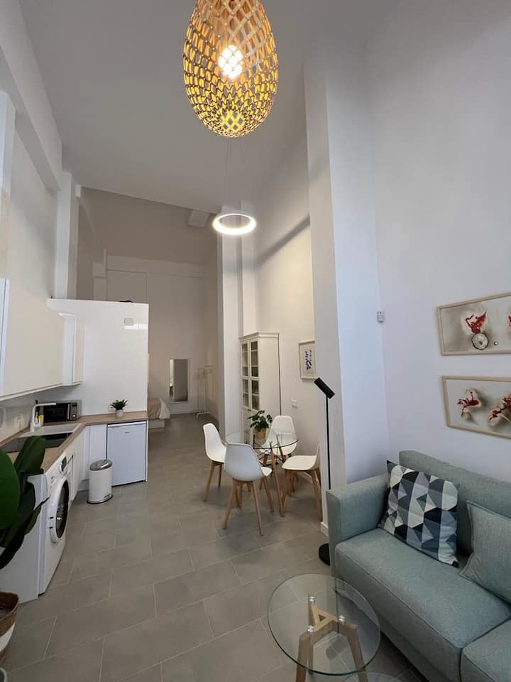 Precioso Loft En Malaga, (Huelin) - Málaga