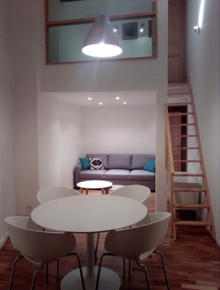 Appartement De 45m2  Moderne Centre Ville Saintes - Saintes