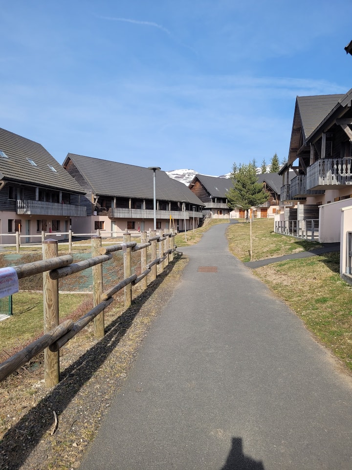 Appartement Pmr Résidence  Le Bois De La Reine - Lac de Montcineyre