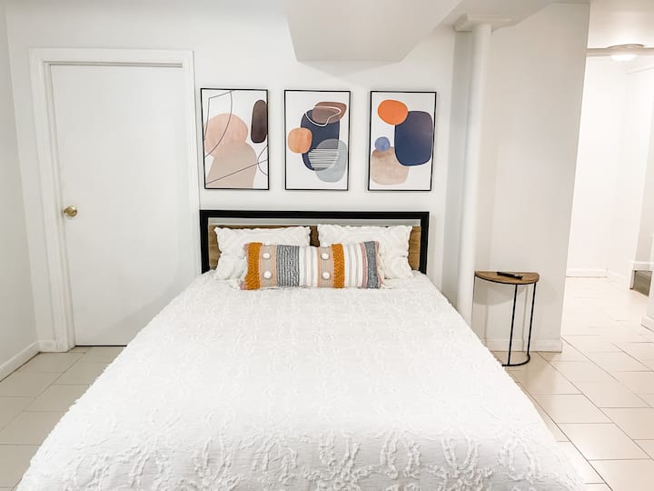 Studio Apartment Walking Distance To Town/train - Nouvelle-Rochelle, NY