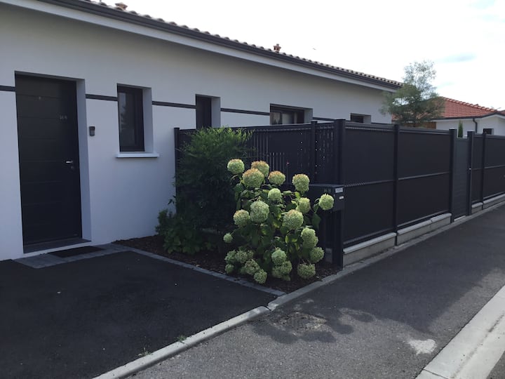 Agréable Chambre Avec Piscine - Biganos