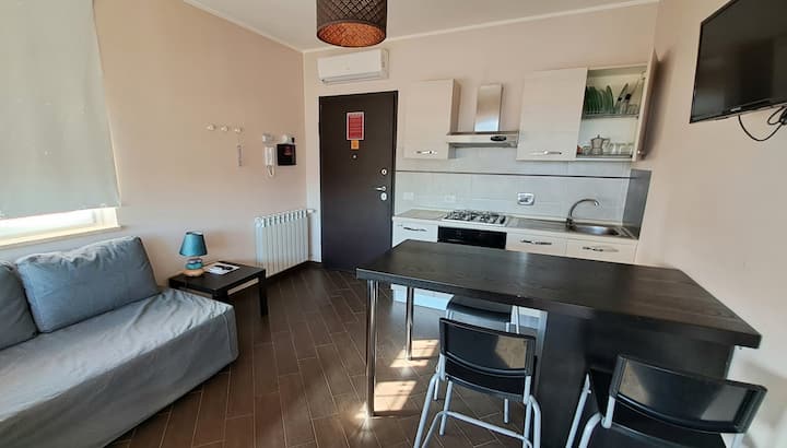 Confortevole Appartamento Con Ampio Balcone - Ladispoli