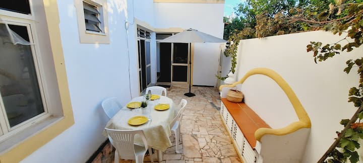 Holiday Tavira House Caravela Near The Waterfront - Tavira
