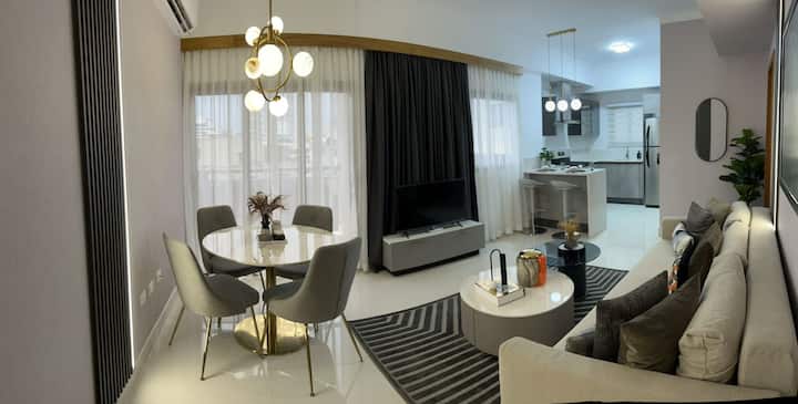 Luxury Ensanche Naco Pool Apartment - Santo Domingo