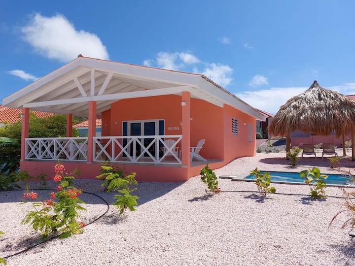 Prachtig Nieuw Gebouwde Kleine Villa Met Zwembad - Curaçao