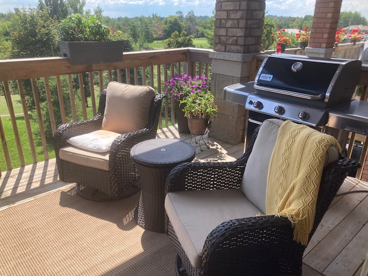 Lux Living On The Ridge - Alliston