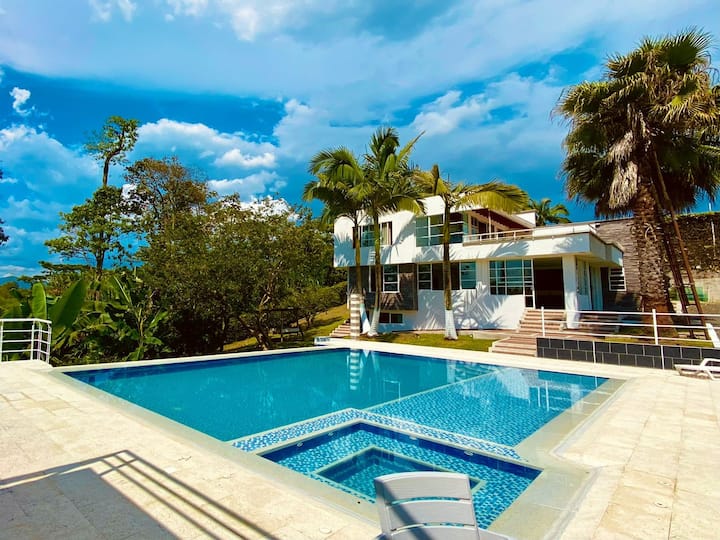 Fabulosa Finca Privada En Pereira - Pereira