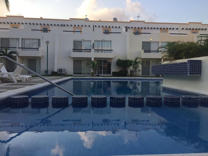 Your Weekend, Diamond Area. - Acapulco