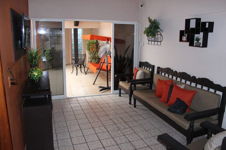Hermosa Casa Amueblada , A 2 Cuadras De La Playa - Bucerías