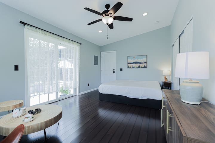 Master Bedroom In Vacation House, Winery County - Napa Valley, CA