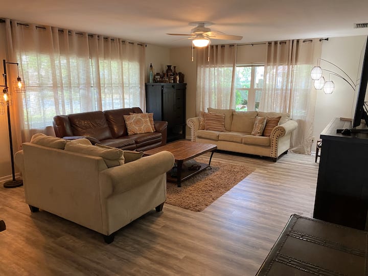 3/2 Renovated House W Office+patio+2 Blks To Water - Clearwater, FL