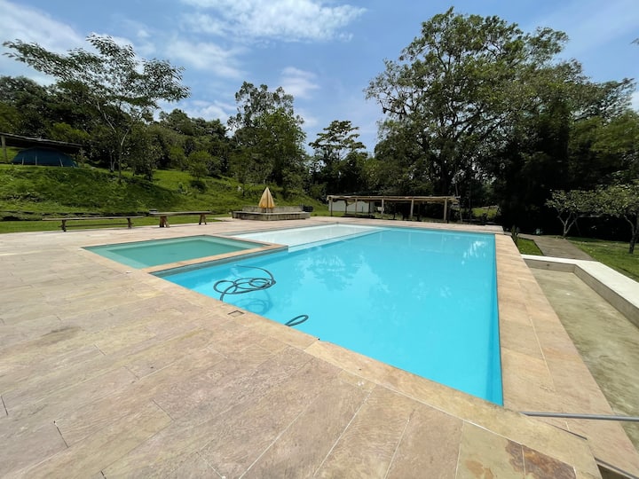 La Mesa-hermosa Finca Moderna Con Piscina-jacuzzi - La Mesa