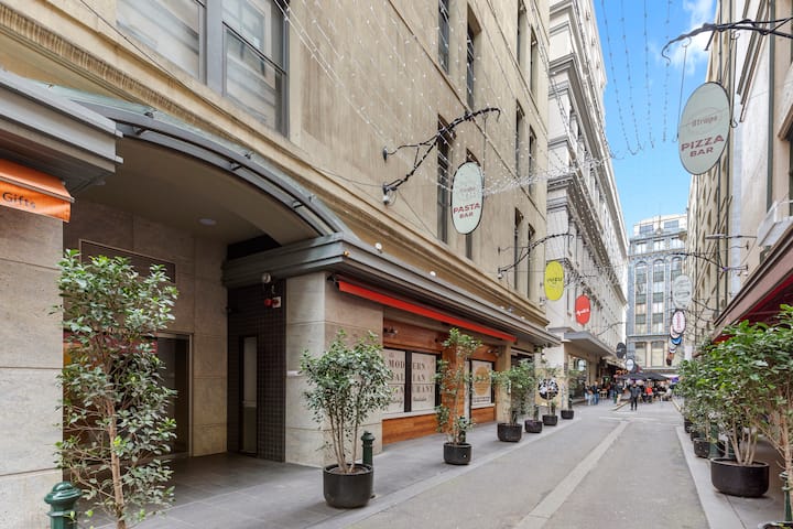 Xavier - Best Location In Melbourne With Parking! - Melbourne