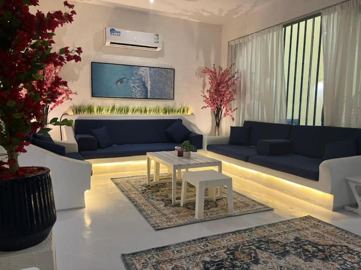 Spacious 8-rooms Santorini Villa With Terrace - Arabie saoudite