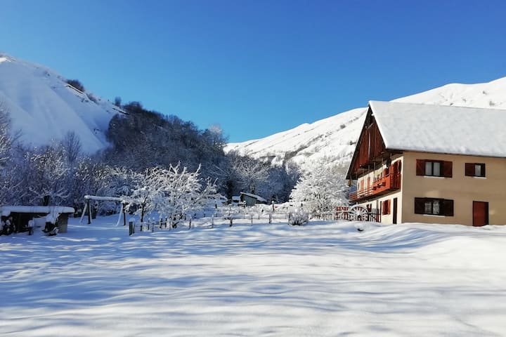 Gîte 7pers Dans Village Savoyard En Station De Ski - Saint-Sorlin-d'Arves