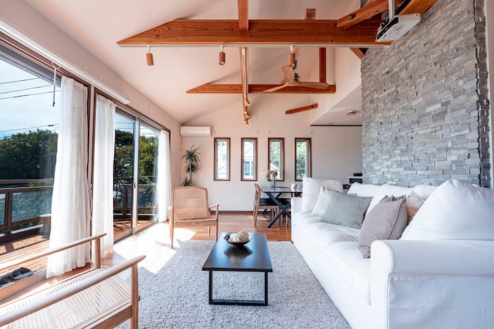 Pristine 8yearold Private House With Oceanview,bbq - Kawana