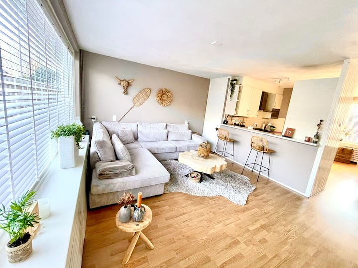 Centraal Gelegen Woning In Assen - Assen