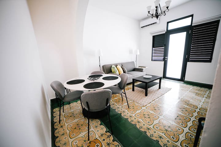 Cs5- Preserved Colonial 1br With High Ceilings- Sleeps 4 - Guaynabo