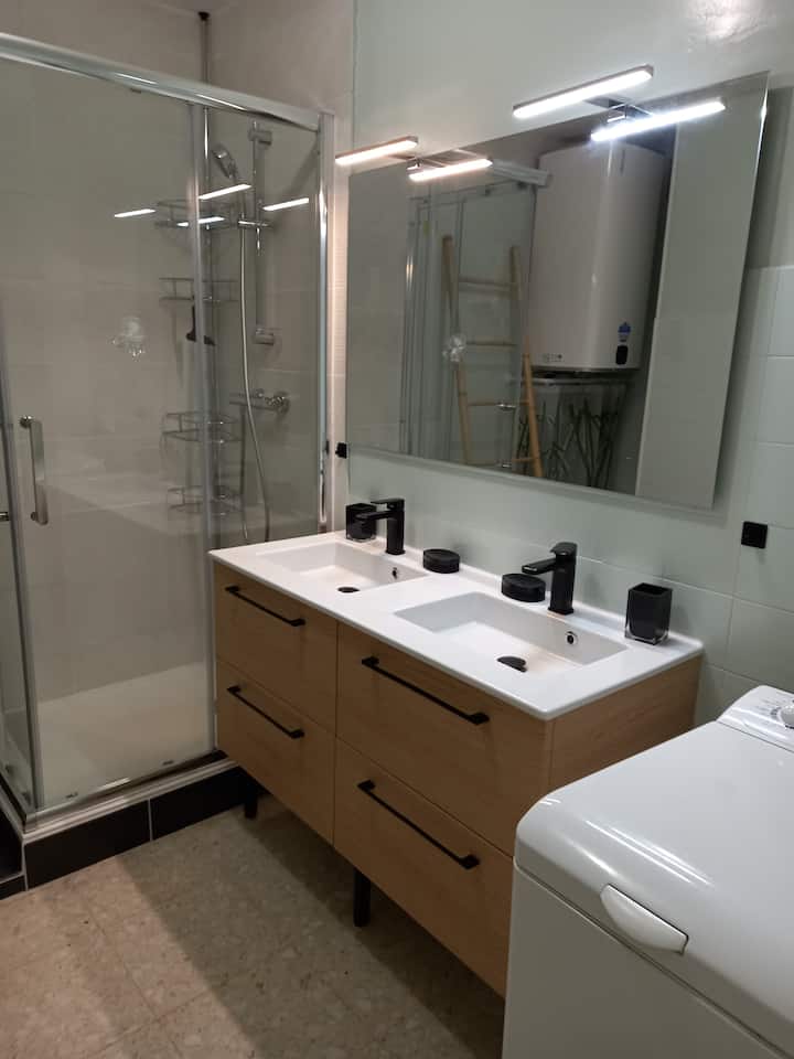 Appartement Central Pour 8 Personnes - Les Angles