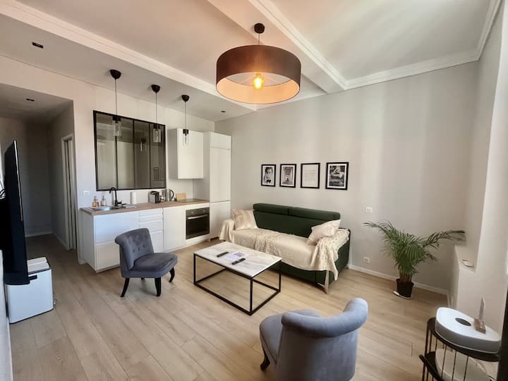 Nouveau Loft: Vieille-ville, Musée Picasso, Marché - Antibes