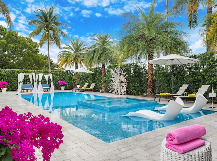 Mia Mansion W/ Pool / Bbq /Cabanna / Outdoor Bar - The Bahamas