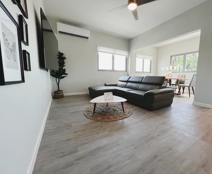 Stylish I Ocean Park House - 3br/2ba Near Ocean - San Juan, Puerto Rico