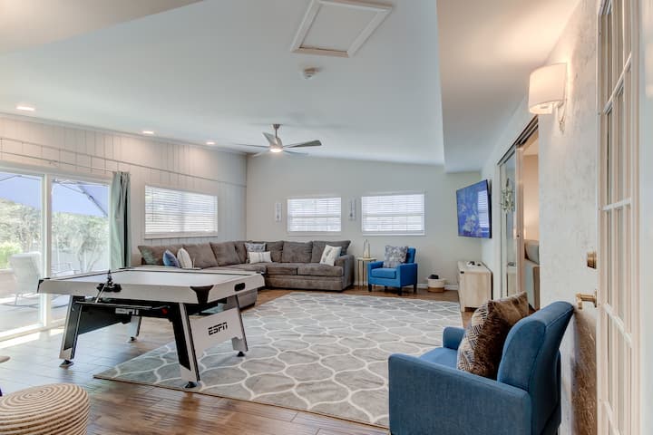 Close To Beach! Free Golf Cart! Pets Ok! Big 3 Br! - Tarpon Springs, FL