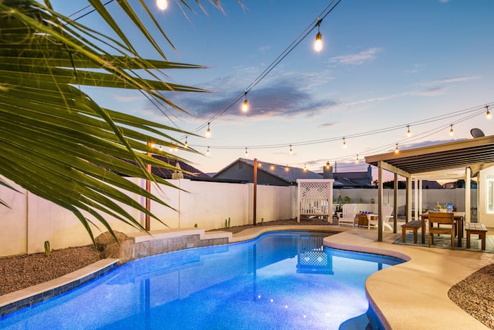 4 King Beds • Heated Pool • Grill • Game Room - Gilbert, AZ