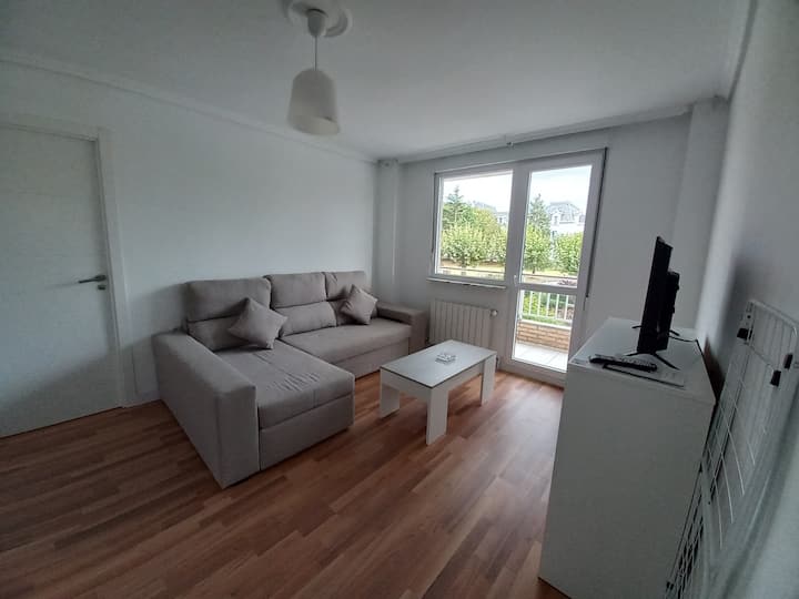 Apartamento En Santander Soleado Y Con Terraza. - Santander, España