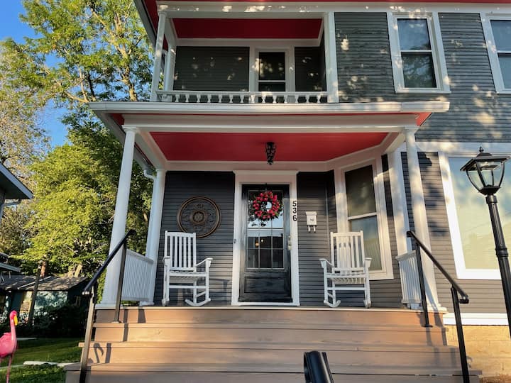4 Bedrooms, 3 Baths - 10 Minutes To Starved Rock! - Standard, IL