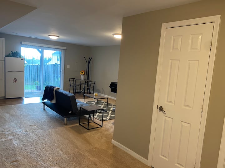 Independent 1-bedrm Suite_freeparking_kitchen_wifi - Leesburg, VA