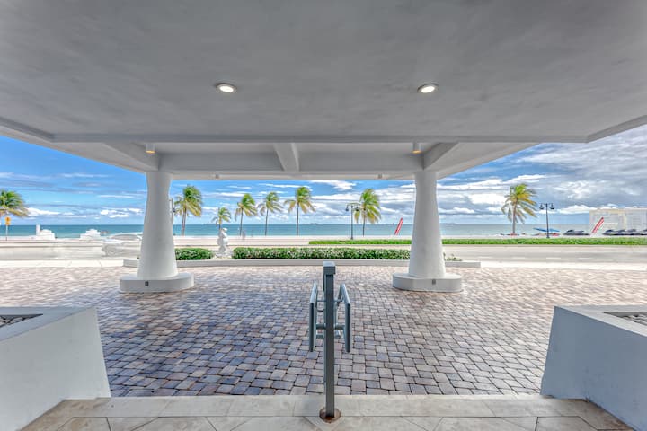 Luxury Beach Front Studio  Ft Lauderdale Beach Fl - Fort Lauderdale, FL