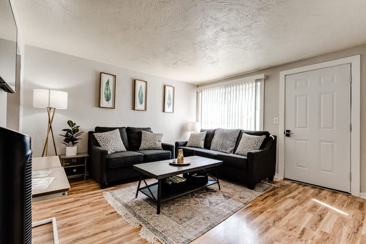 2 Bedroom Duplex 31/2 Blocks From The Uofo - Eugene, OR