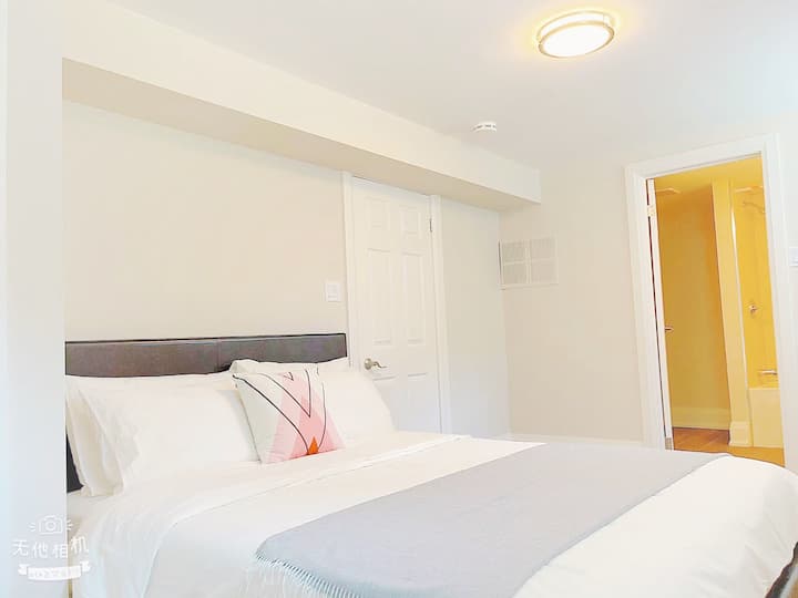 Private 2 Ensuites Apartment Free Parking - Markham