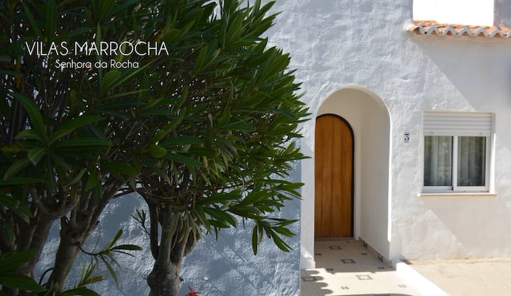 Spacious Vila With Terrace And Next To The Sea - Algarve